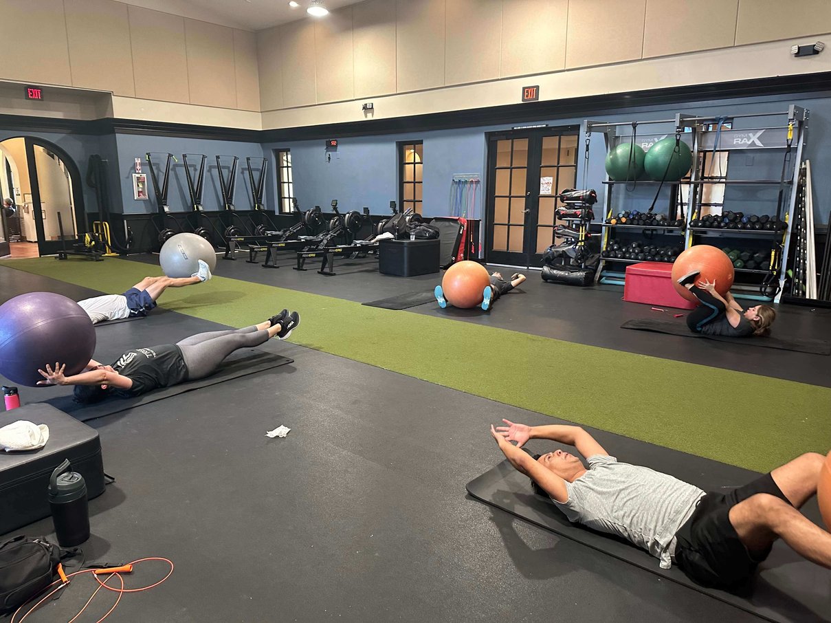 Exercises to Lose Belly Fat: Effective Routines at The Paseo Club